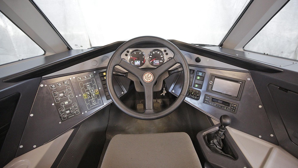 مركبة WAMAH الروسية ذات الثمانية العجلات 8x8 لقهر جميع الصعاب وبسعر خاص جدا